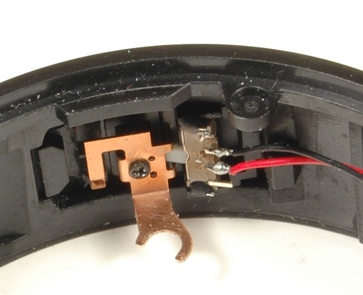 AF-S-DX-18-55mm-ED-Switch_Assemby_Closeup