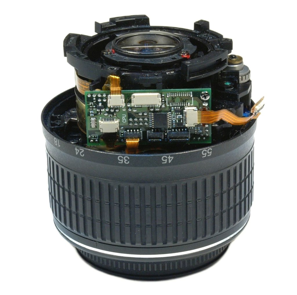 AF-S-DX-18-55mm-VR-Assembly_CPU_PCB